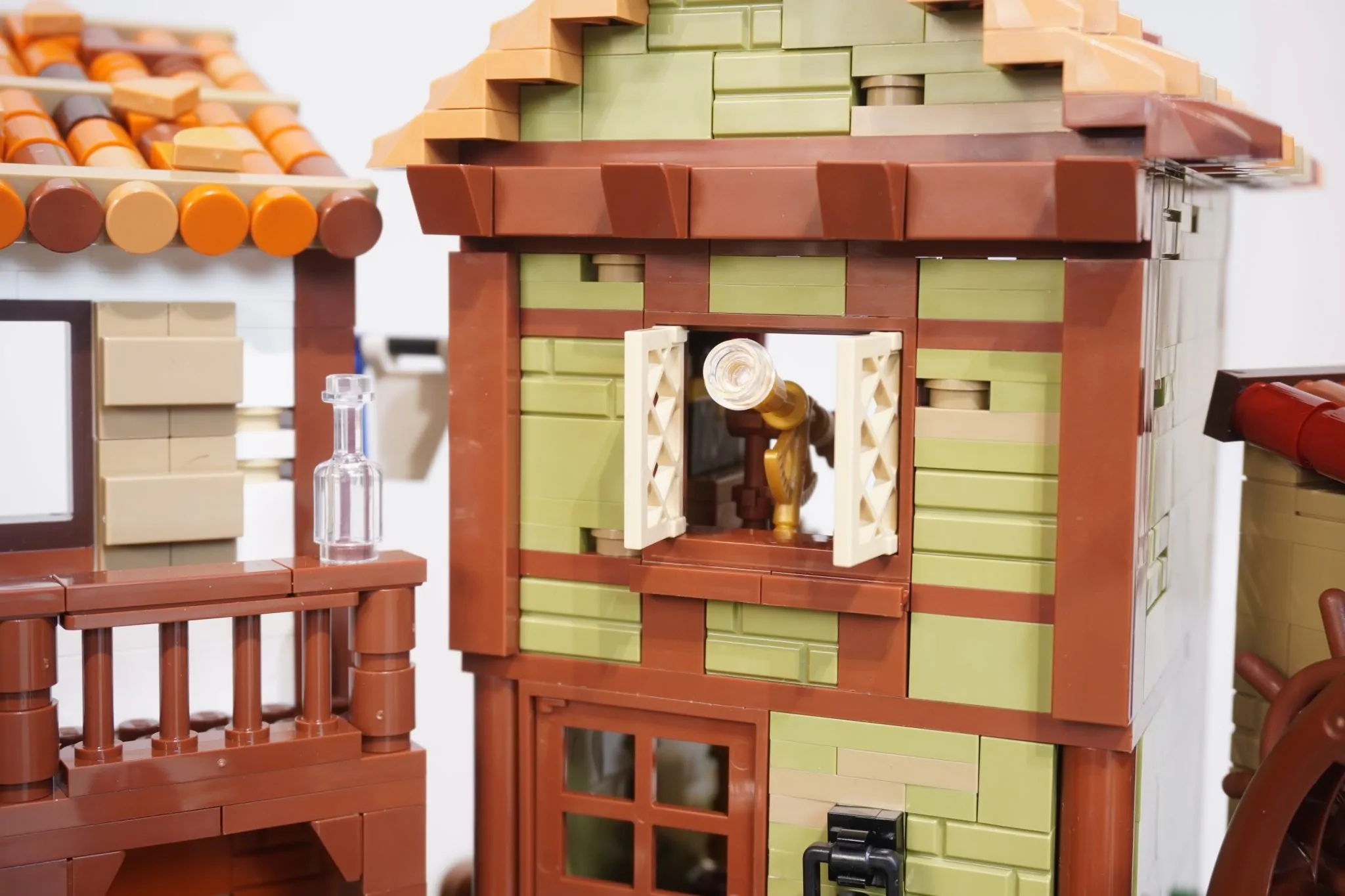 LEGO BrickLink 910053 The Thieves of Tortuga review