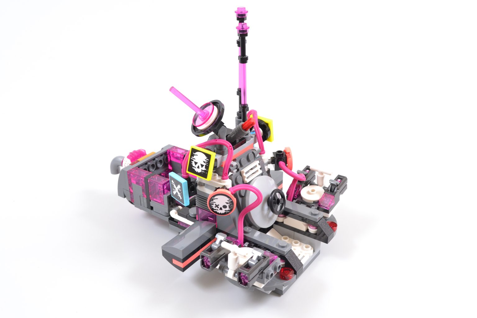 LEGO DREAMZzz 71500 Nightmare Shark Submarine review