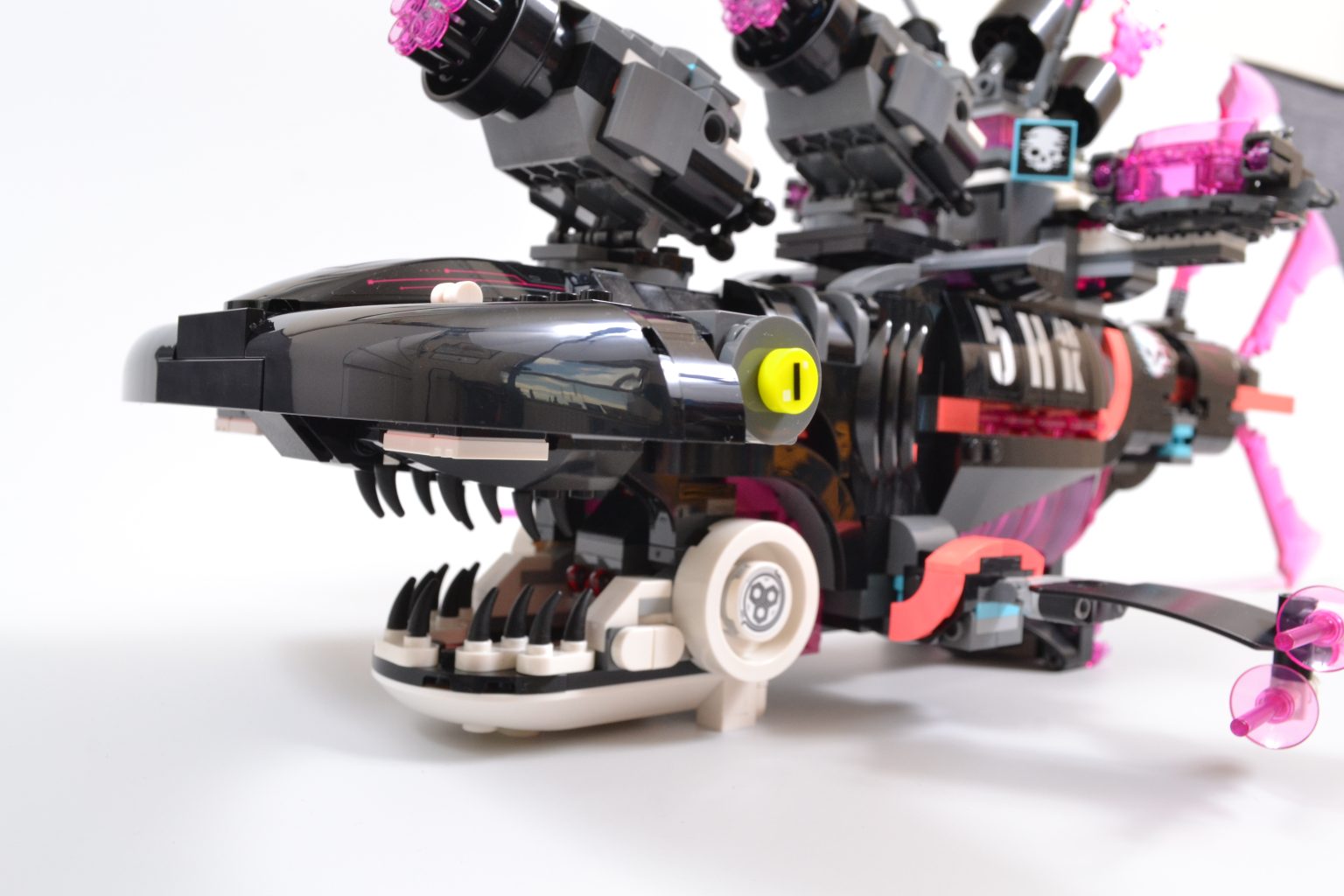 LEGO DREAMZzz 71500 Nightmare Shark Submarine review