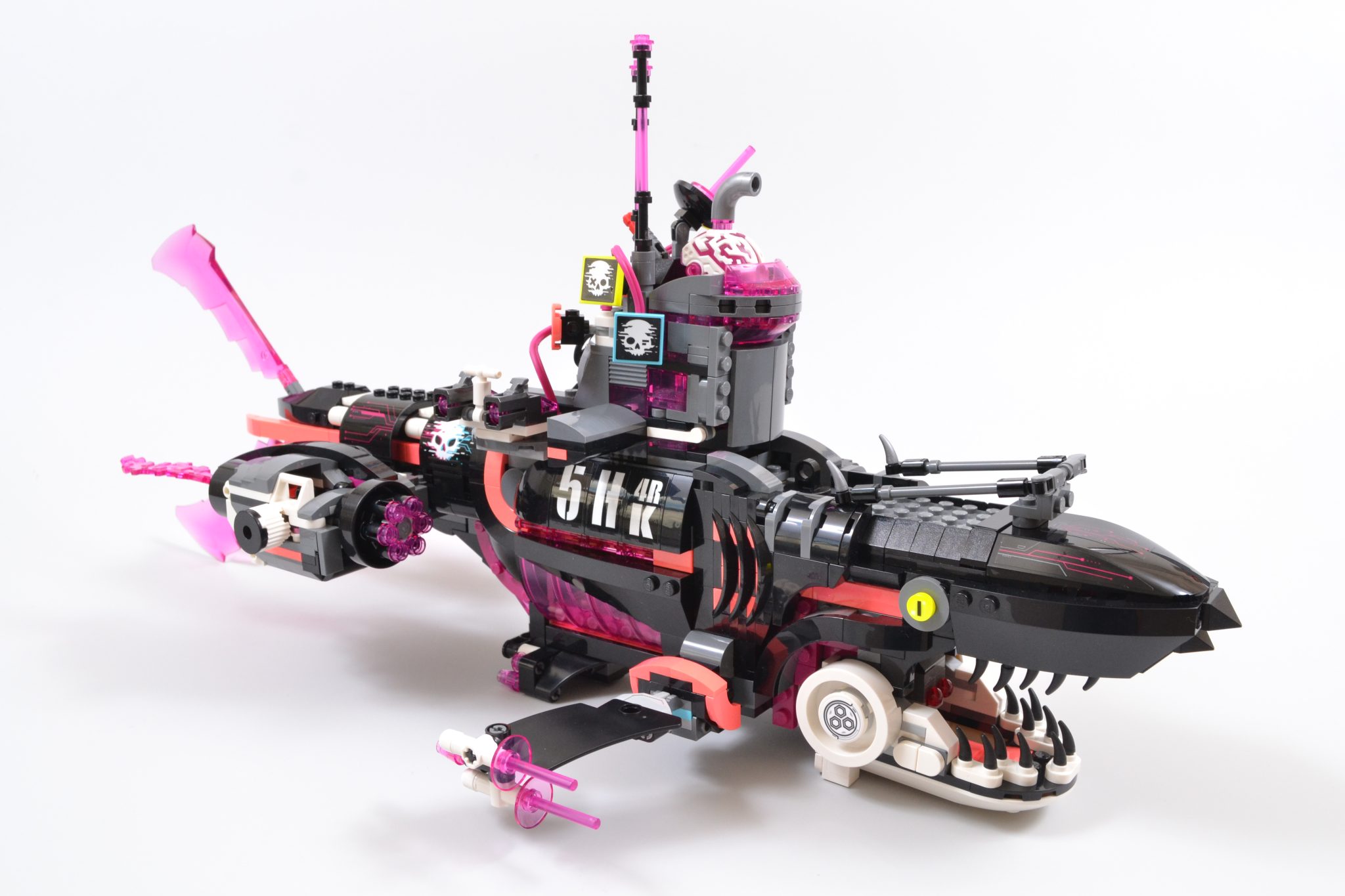 LEGO DREAMZzz 71500 Nightmare Shark Submarine review