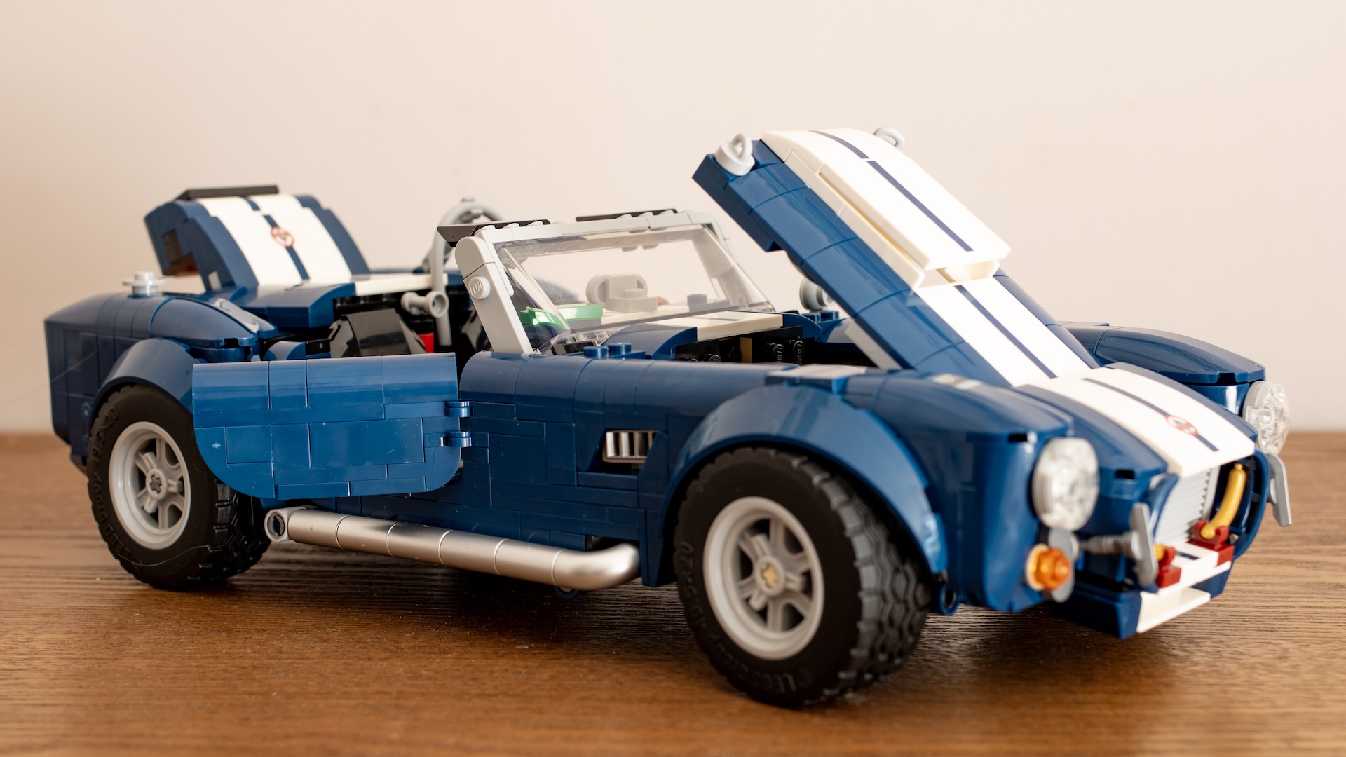 LEGO Icons 10357 Shelby Cobra 427 S/C review