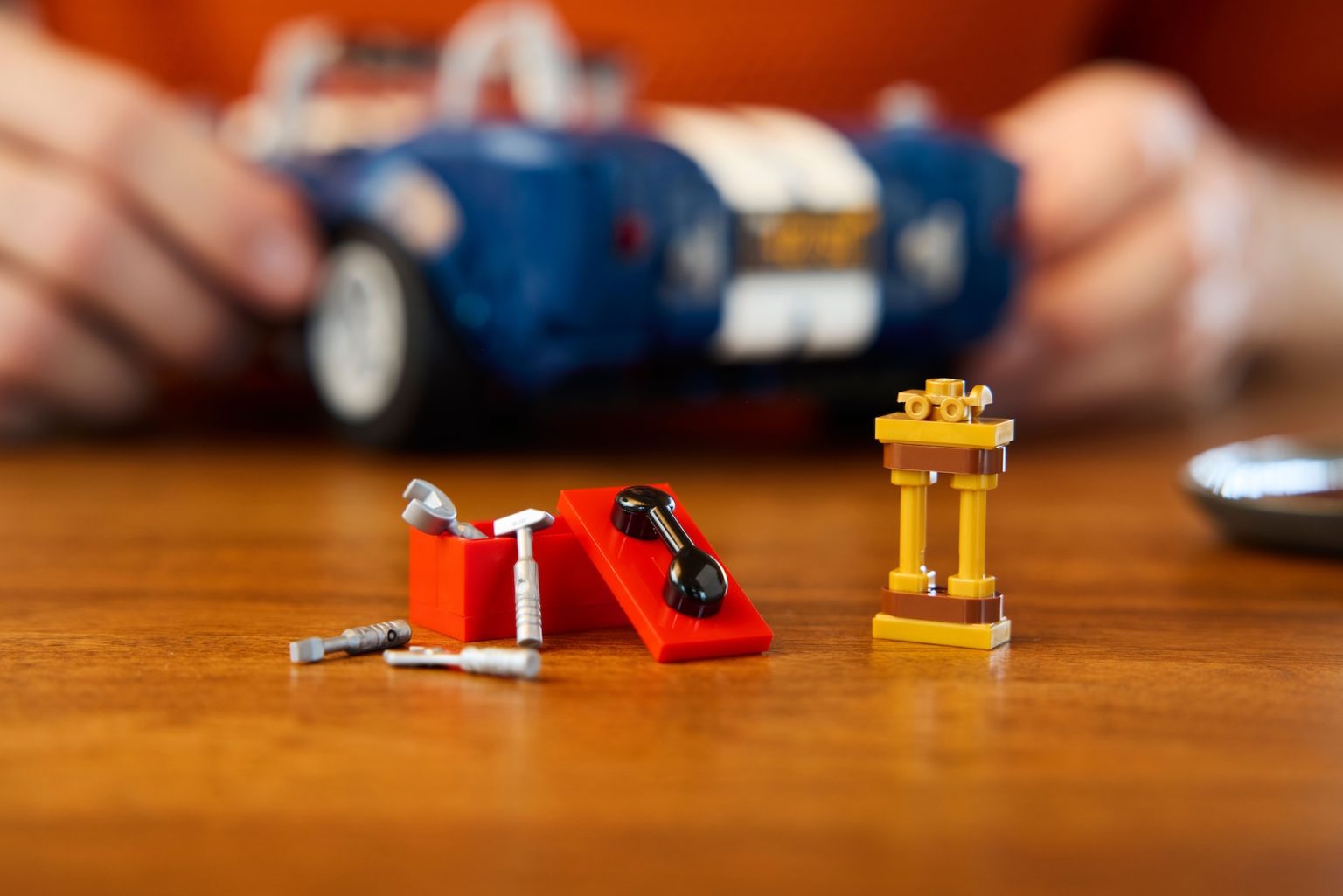 LEGO Icons 10357 Shelby Cobra 427 S/C officially revealed