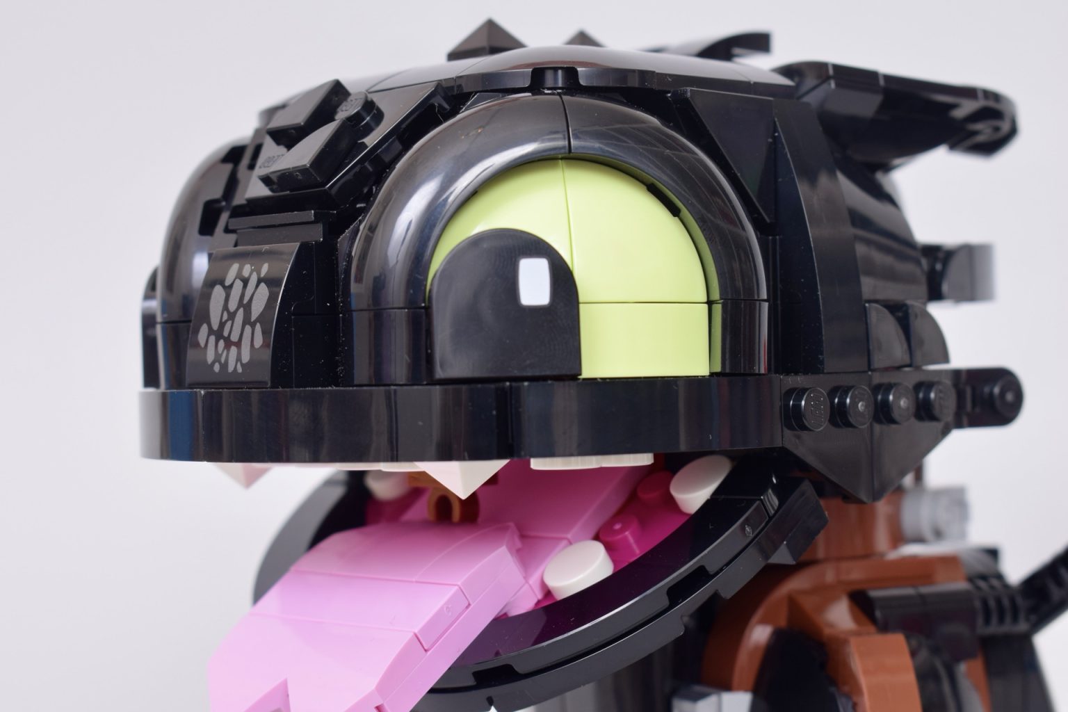 LEGO Icons 10375 Jak wytresować smoka: Szczerbatek recenzja