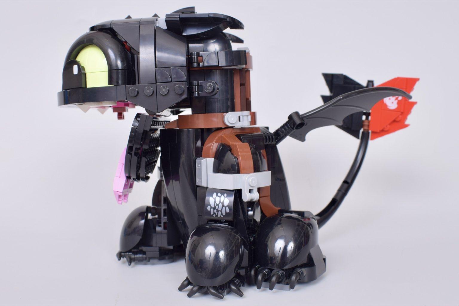 LEGO Icons 10375 Jak wytresować smoka: Szczerbatek recenzja