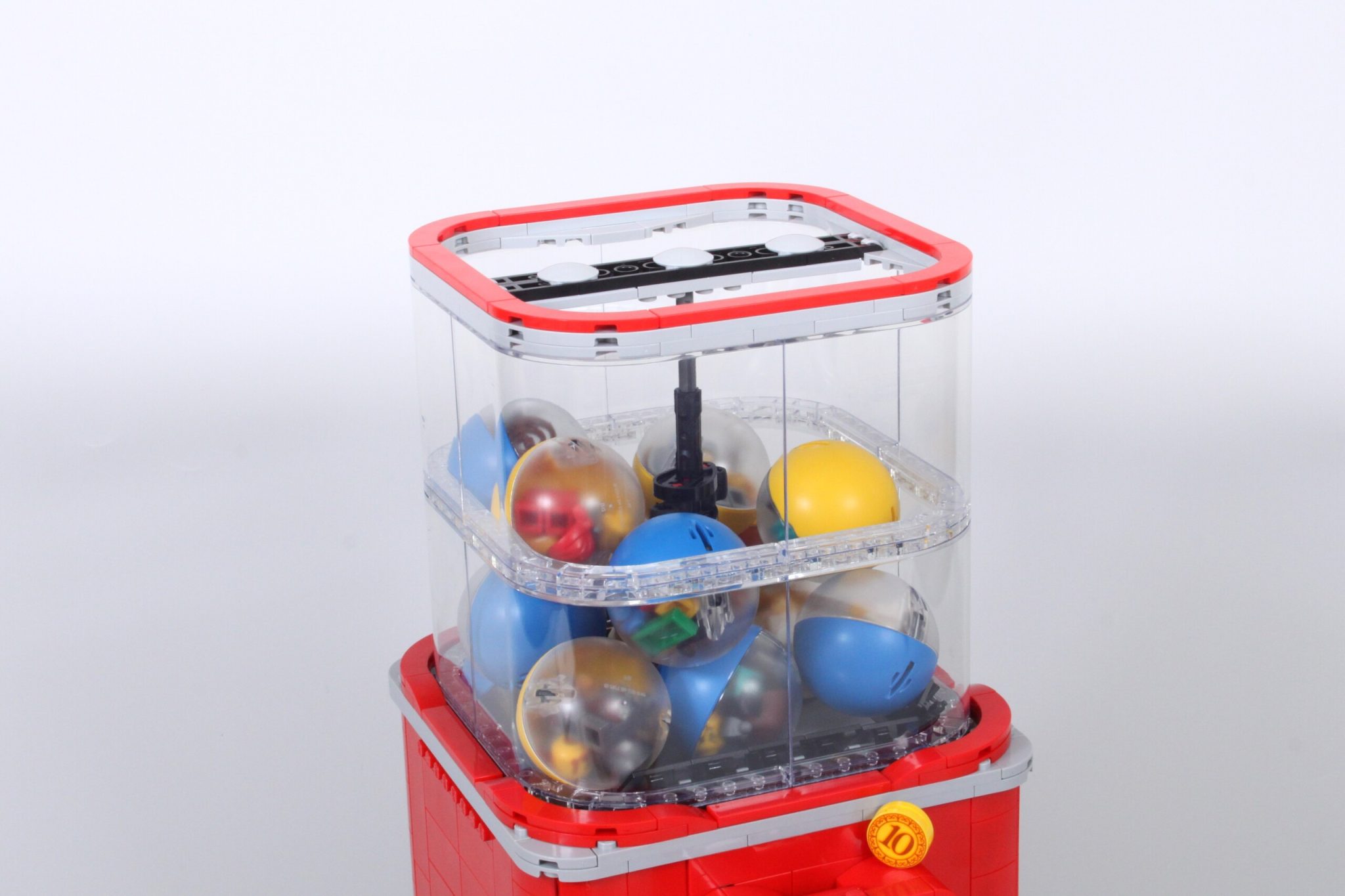 LEGO Ideas 21358 Minifigure Vending Machine review