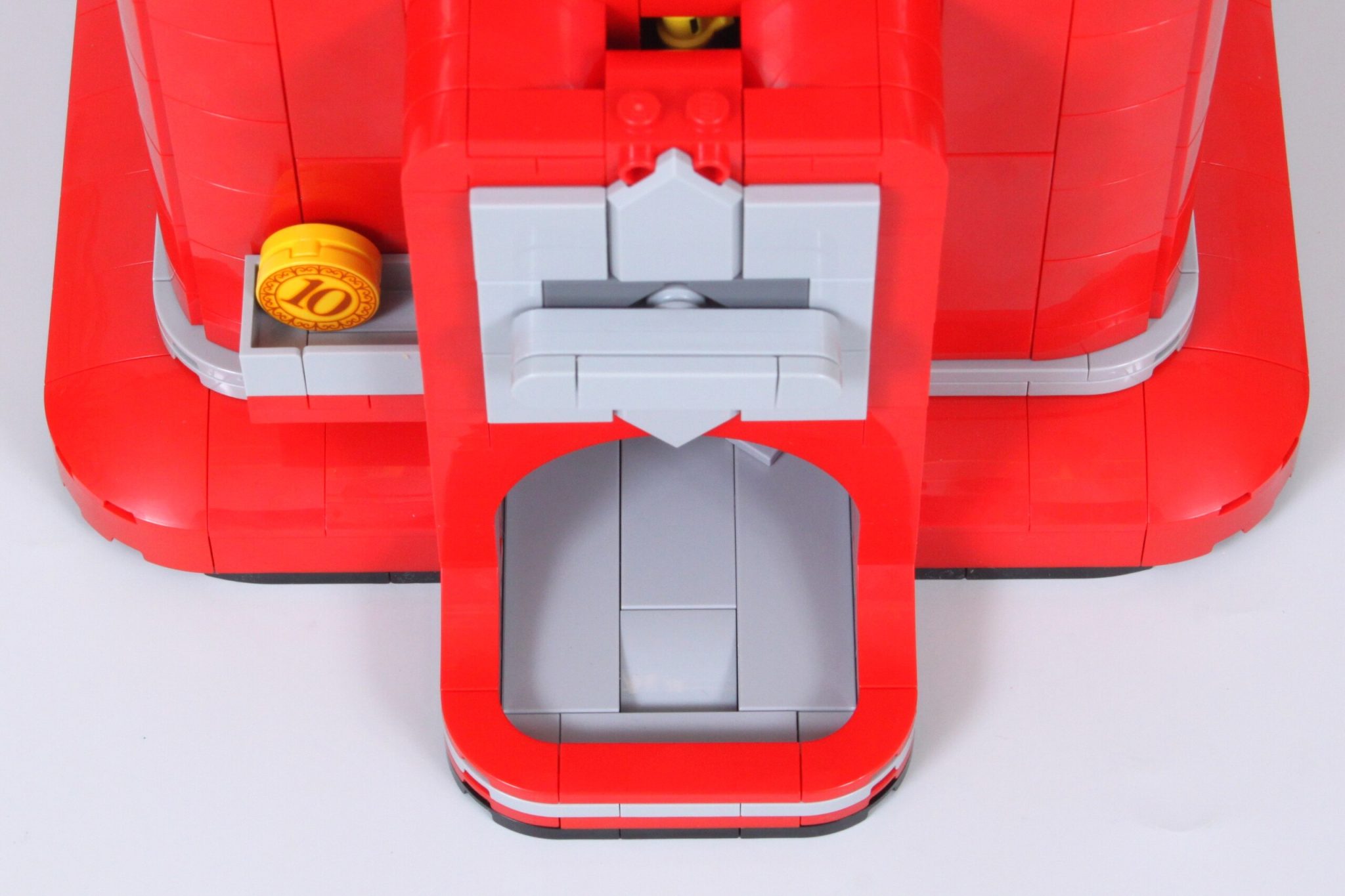 LEGO Ideas 21358 Minifigure Vending Machine review