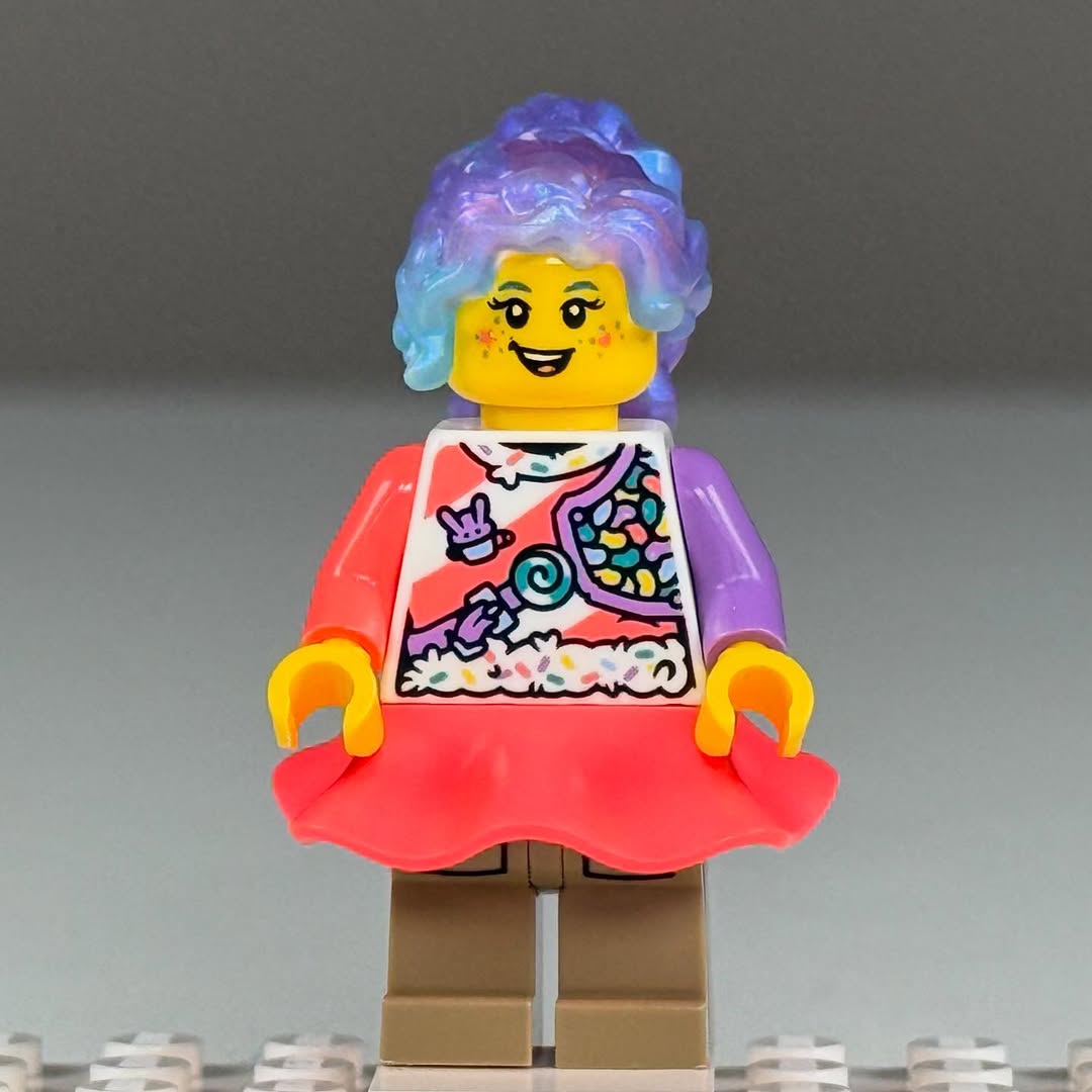 LEGO Build a Minifigure June 2025 adds Classic Space colour