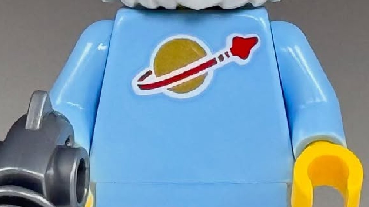 LEGO Build a Minifigure June 2025 adds Classic Space colour - Brick ...