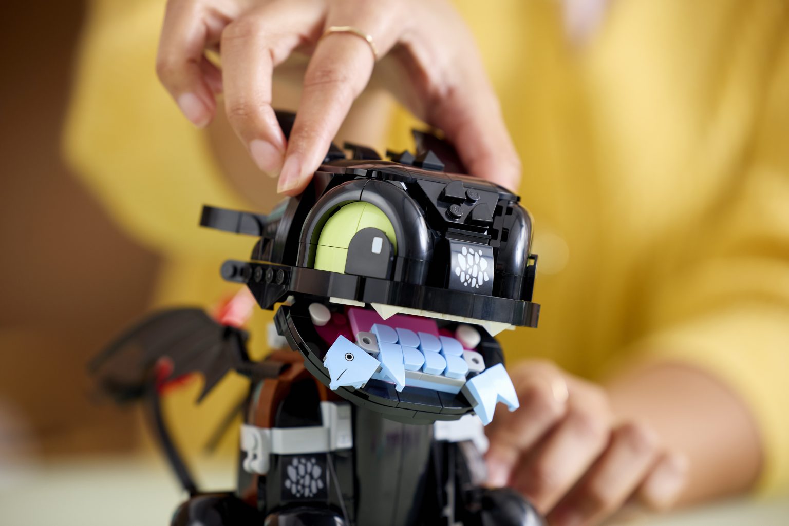 LEGO 10375 How to Train Your Dragon: Toothless revealed