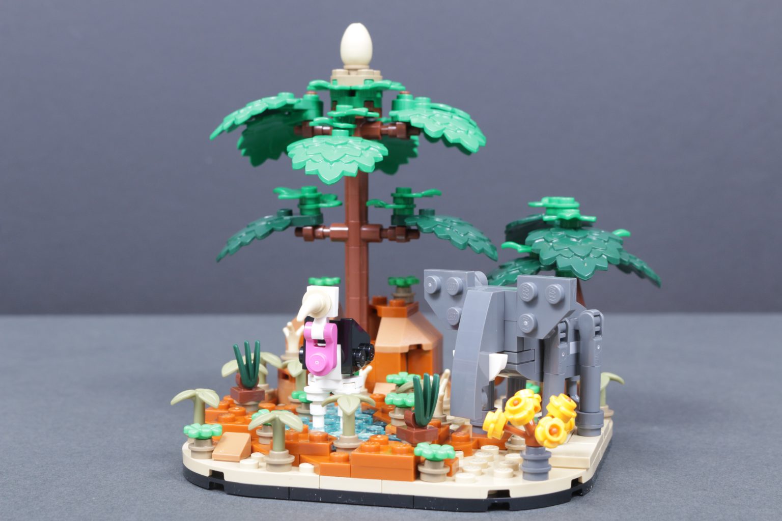 LEGO 40784 African Savanna Diorama GWP review