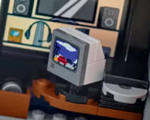 Five LEGO 40805 Arcade Machine secrets you may have missed