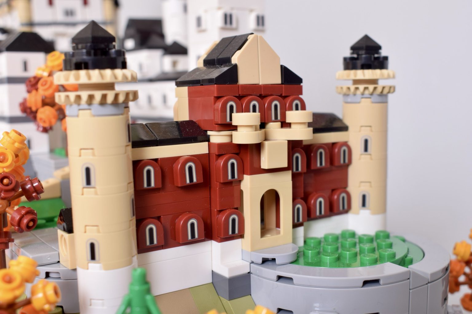 LEGO Architecture 21063 Neuschwanstein Castle review