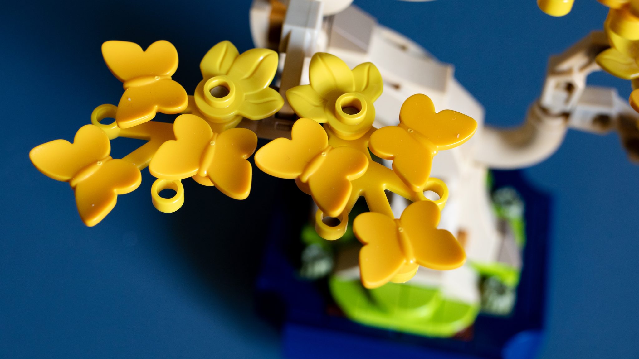 LEGO Botanicals 10373 Mini Bonsai Trees review