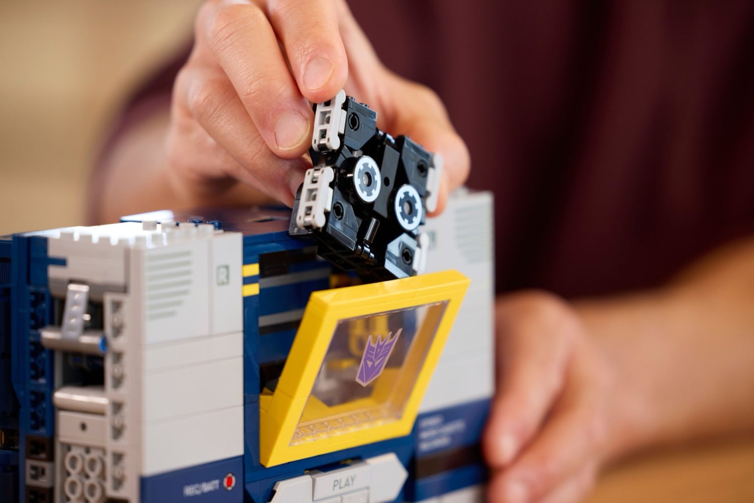 LEGO Icons 10358 Transformers: Soundwave officially unveiled