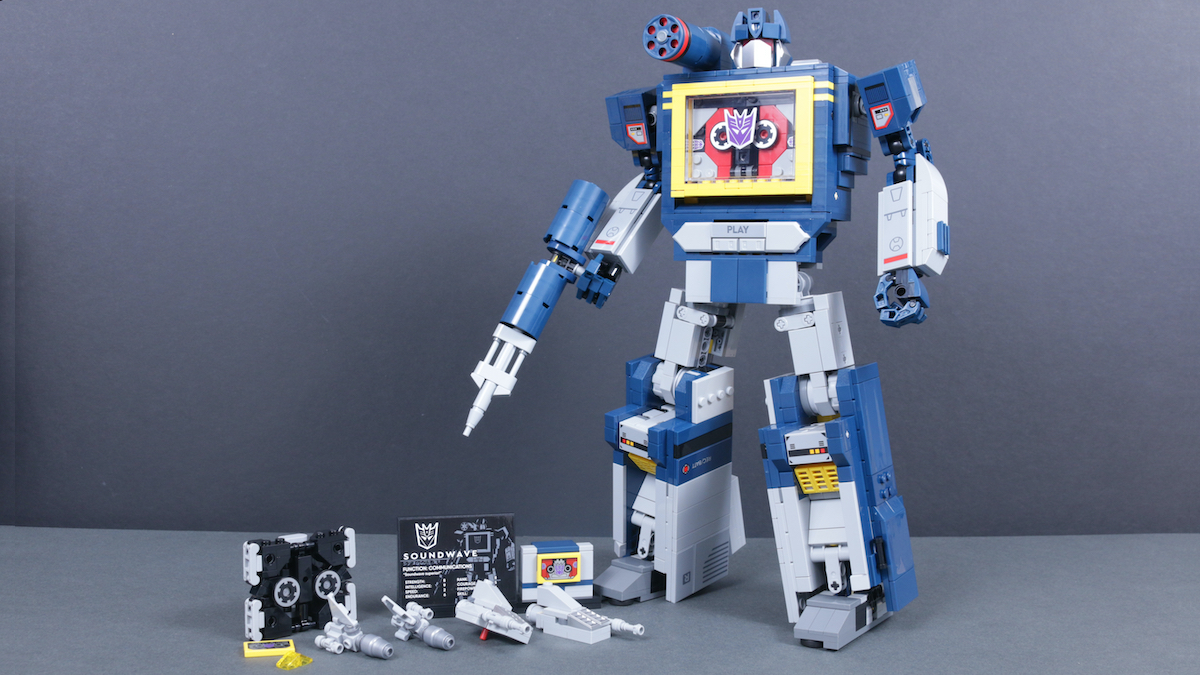 LEGO Icons Transformers 10358 Soundwave review - Brick Fanatics