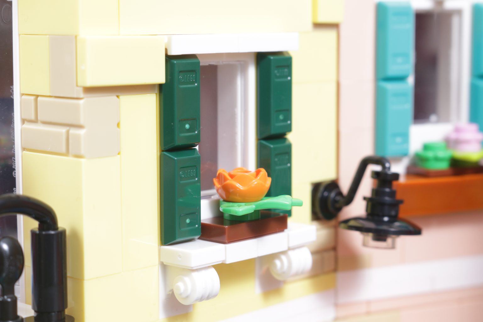LEGO Ideas 21359 Italian Riviera set review