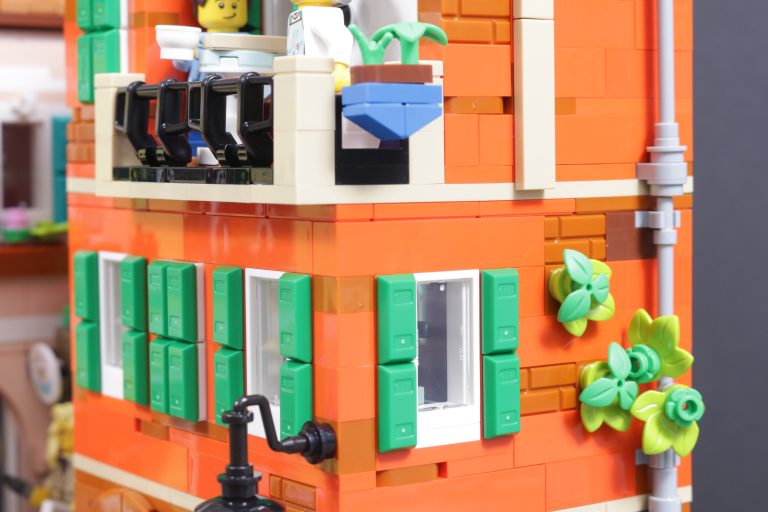 LEGO Ideas 21359 Italian Riviera set review