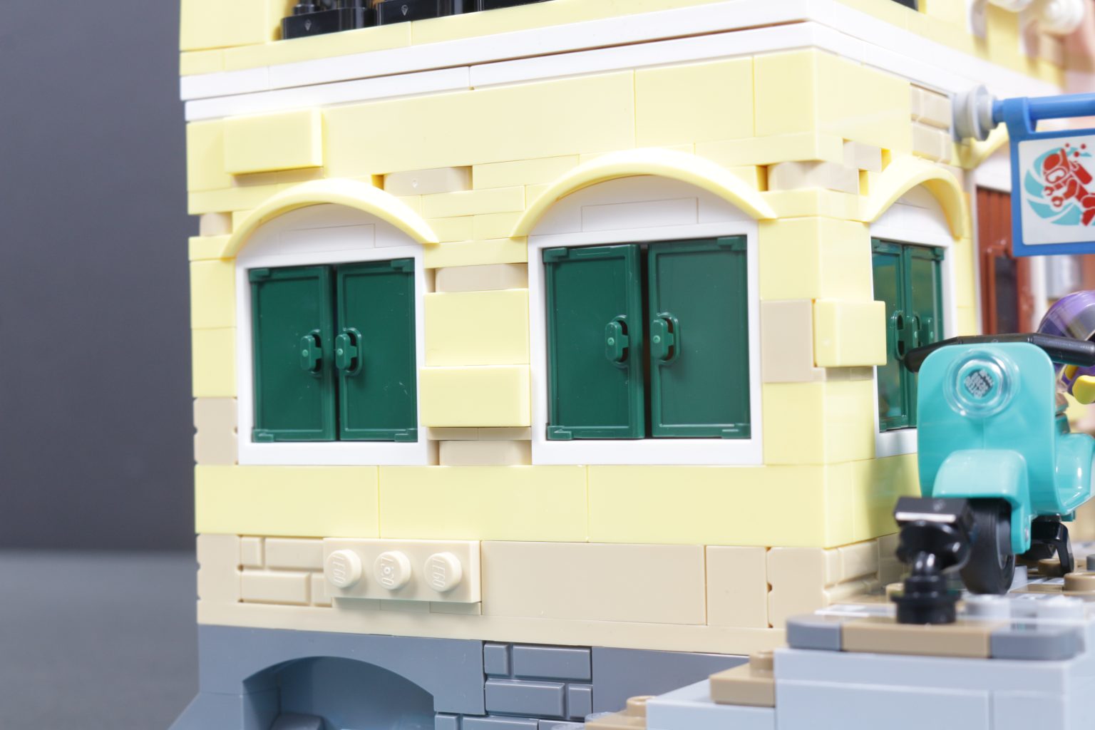 LEGO Ideas 21359 Italian Riviera set review