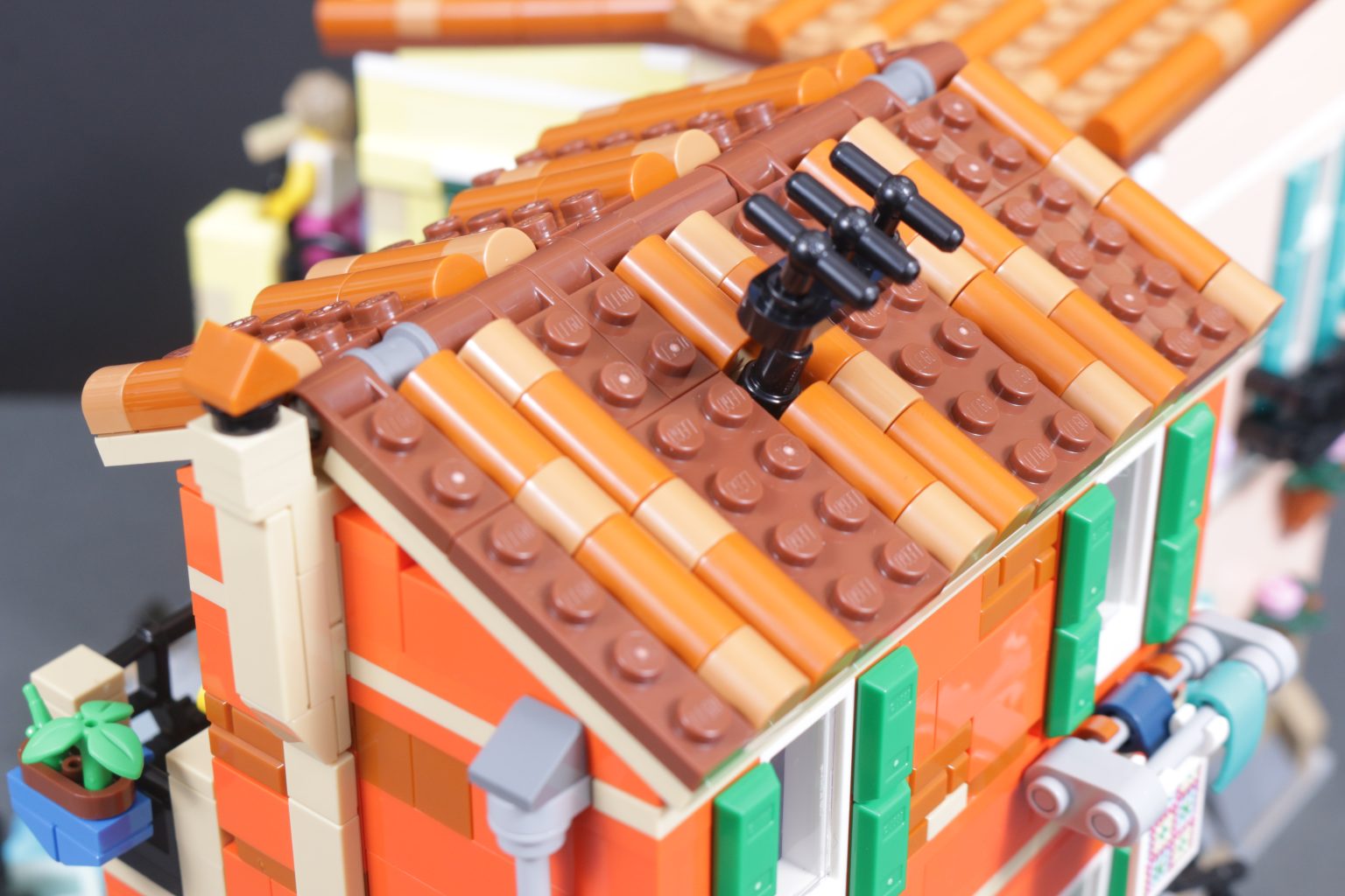 LEGO Ideas 21359 Italian Riviera set review