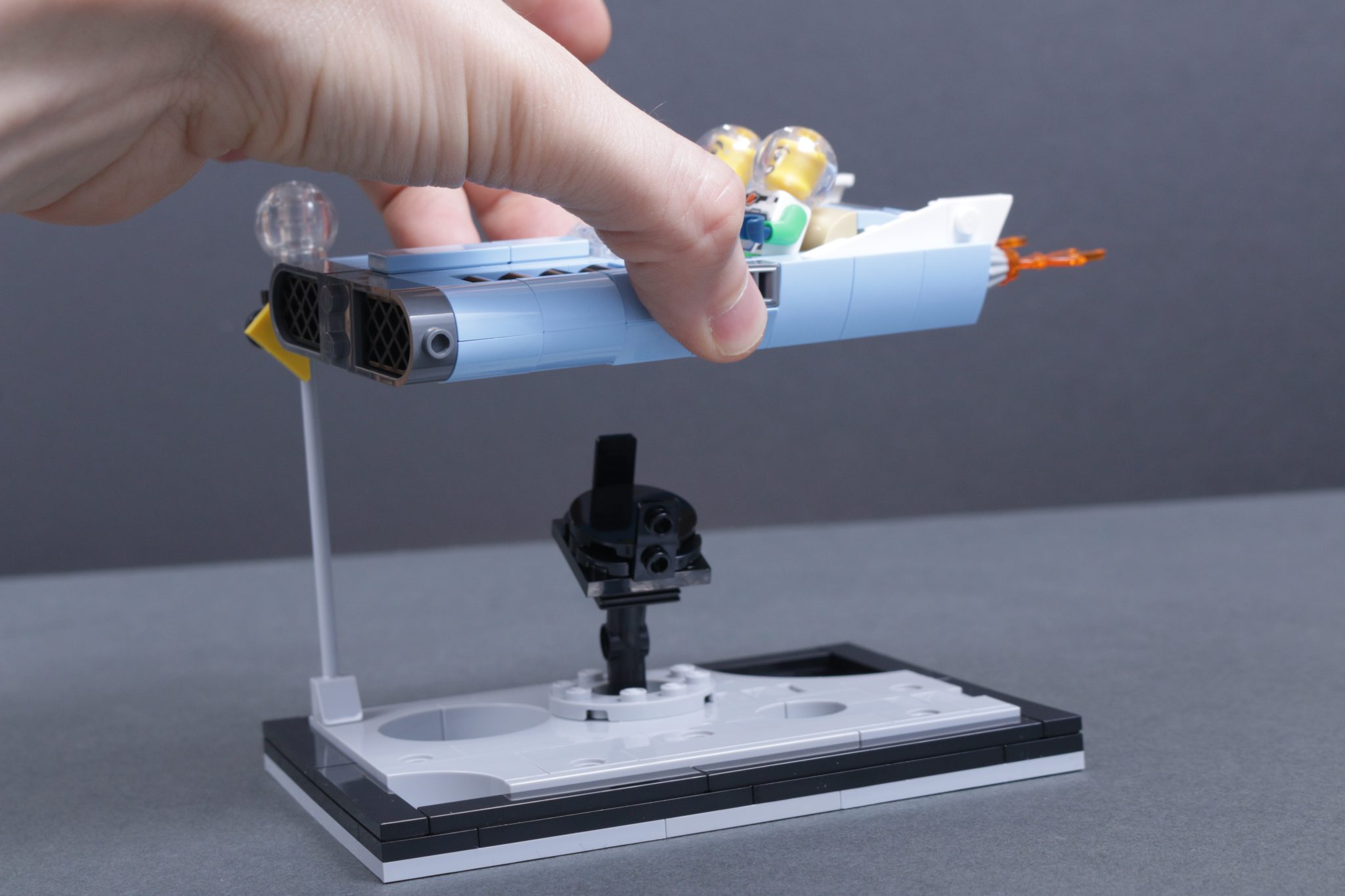 LEGO Ideas Insiders Reward 40789 Flying Moon Car review