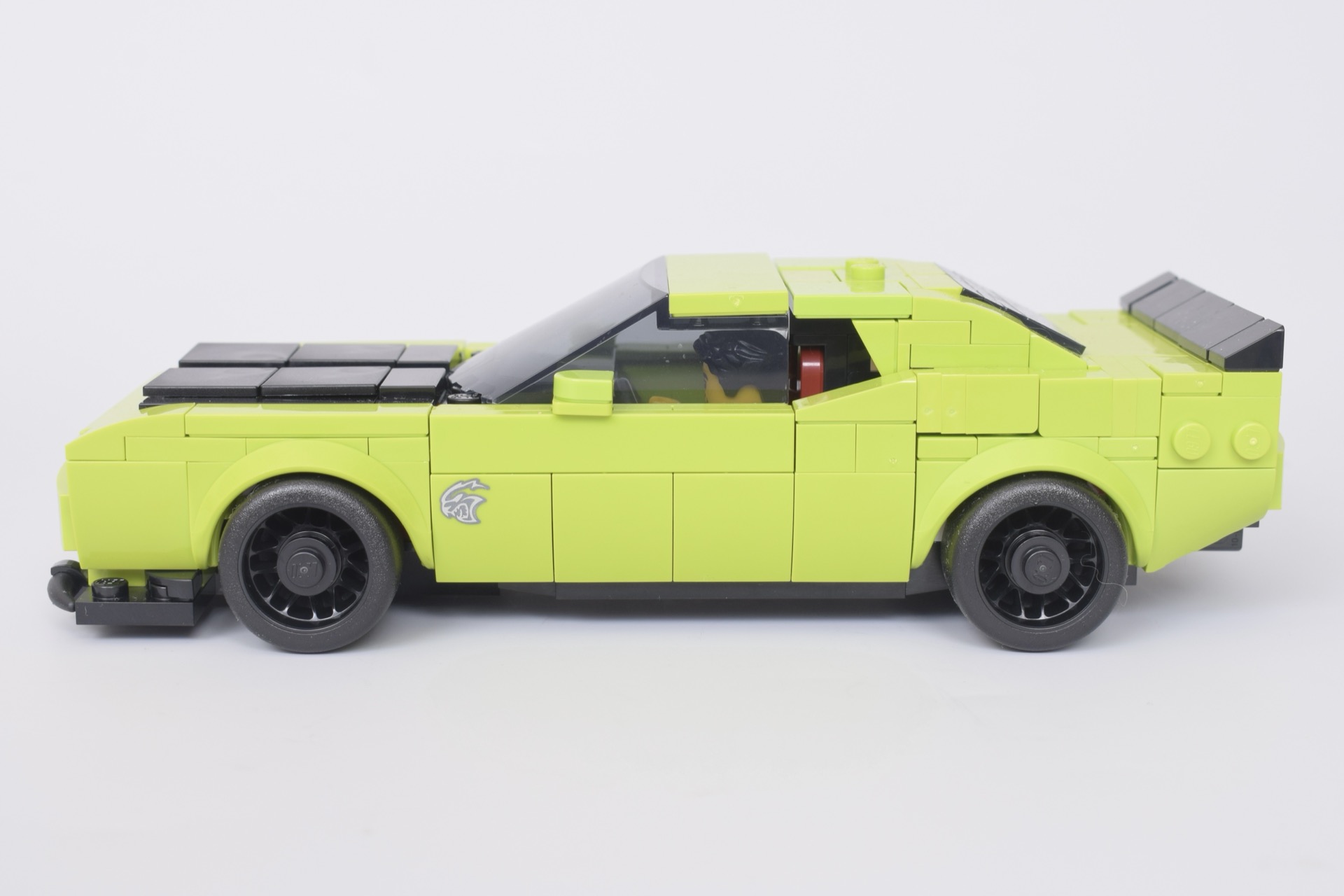 LEGO Speed Champions Dodge Challenger SRT Hellcat review