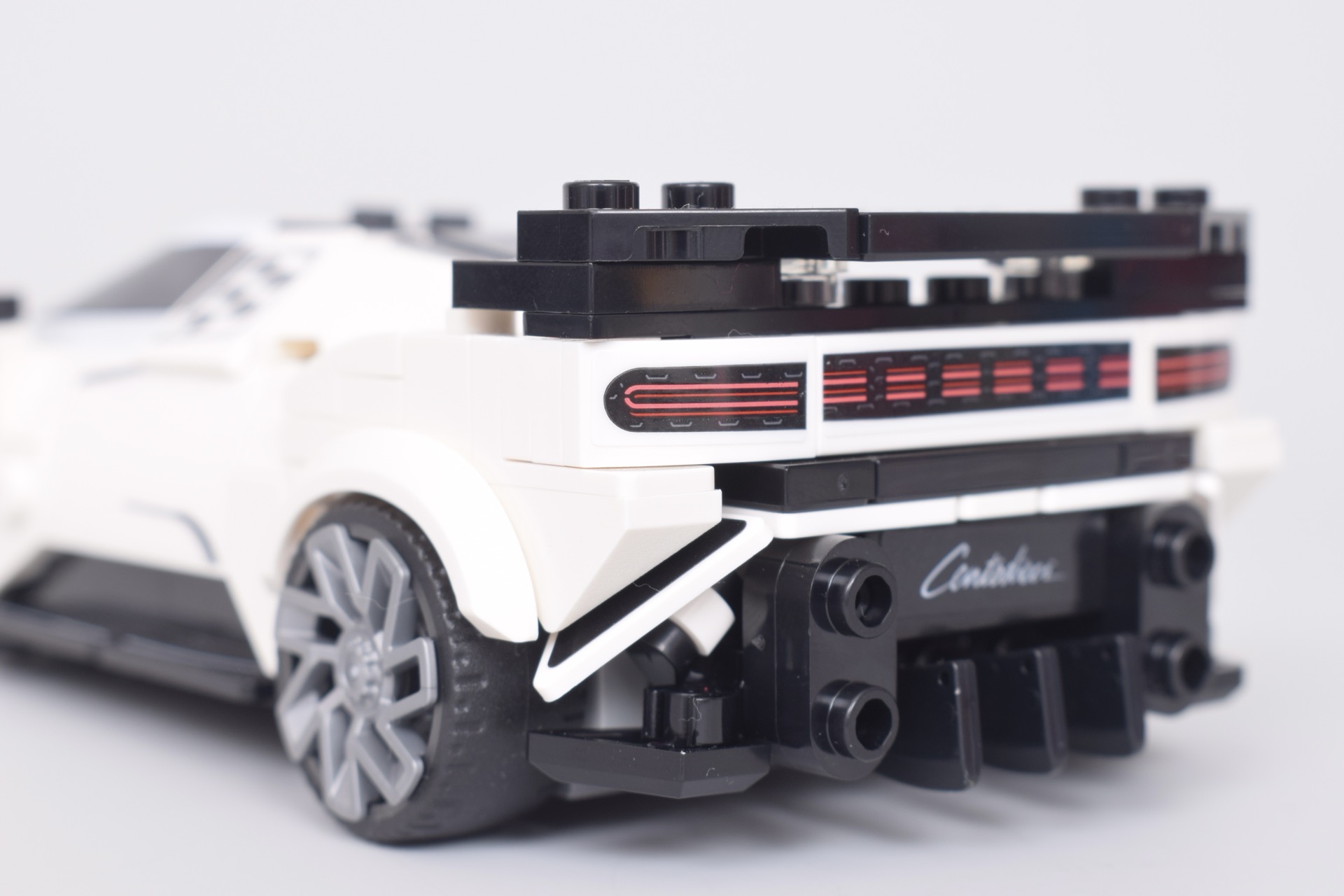LEGO Speed Champions 77240 Bugatti Centodieci review