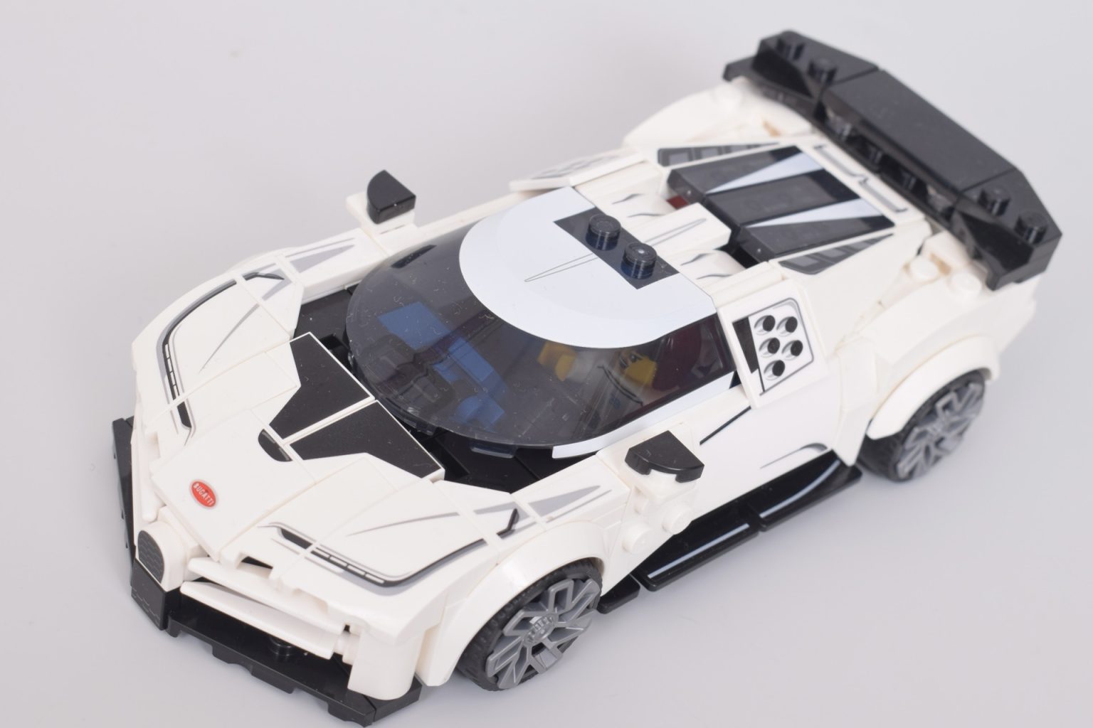 LEGO Speed Champions 77240 Bugatti Centodieci review