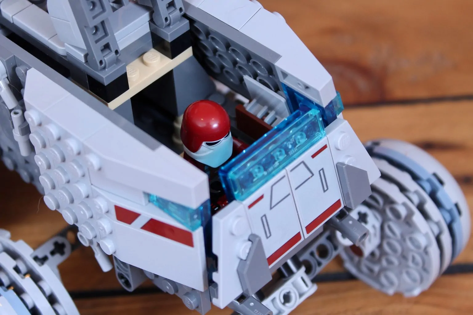 LEGO Star Wars 75413 Republic Juggernaut review