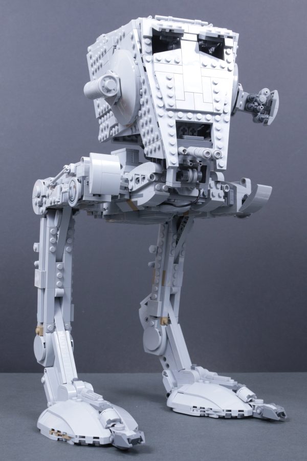 LEGO Star Wars UCS 75417 AT-ST Walker set review