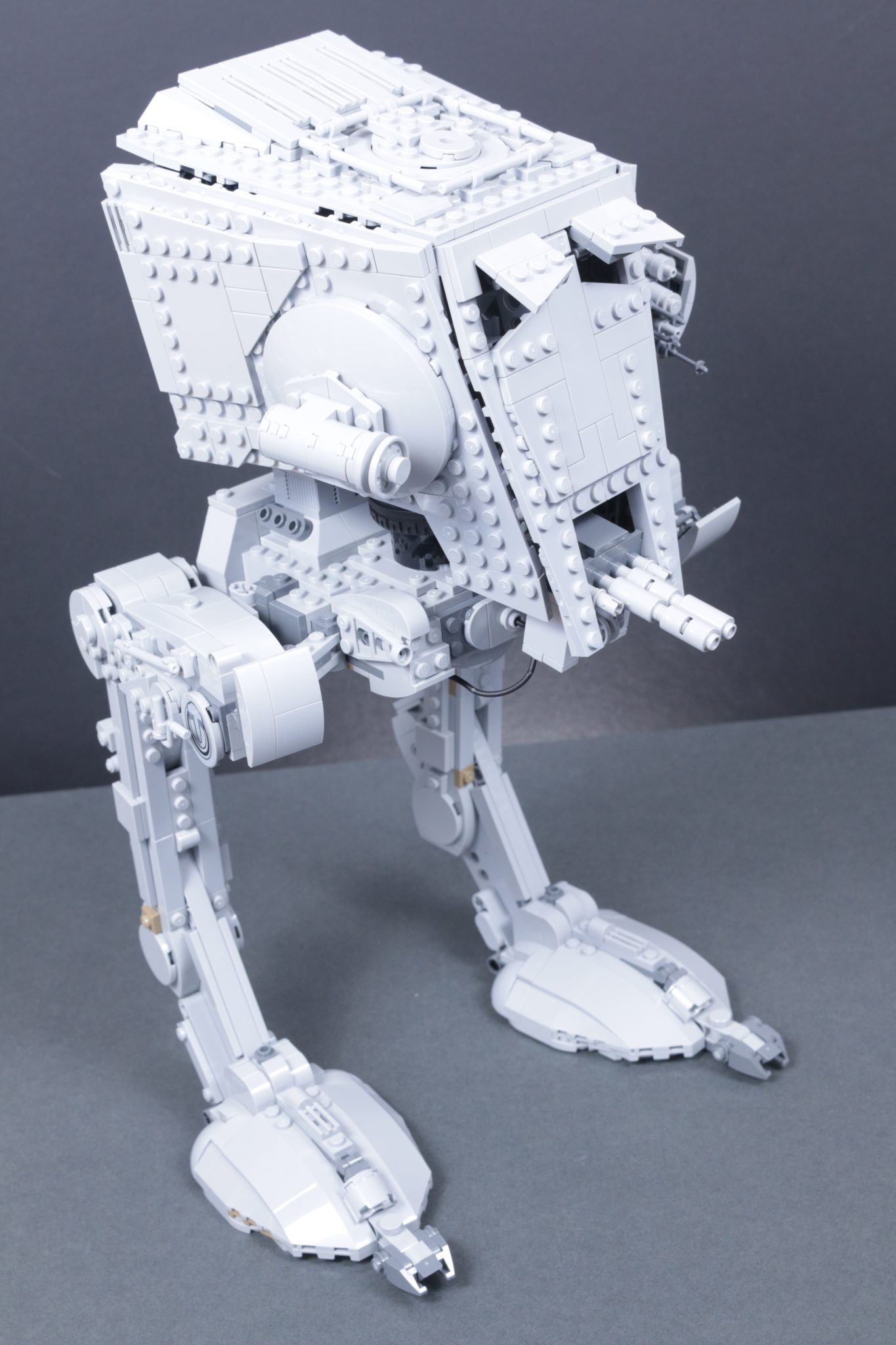 LEGO Star Wars UCS 75417 AT-ST Walker set review