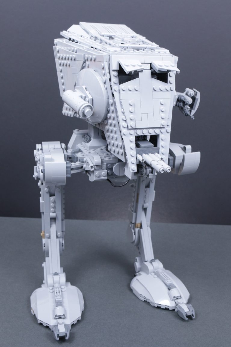 LEGO Star Wars UCS 75417 AT-ST Walker set review