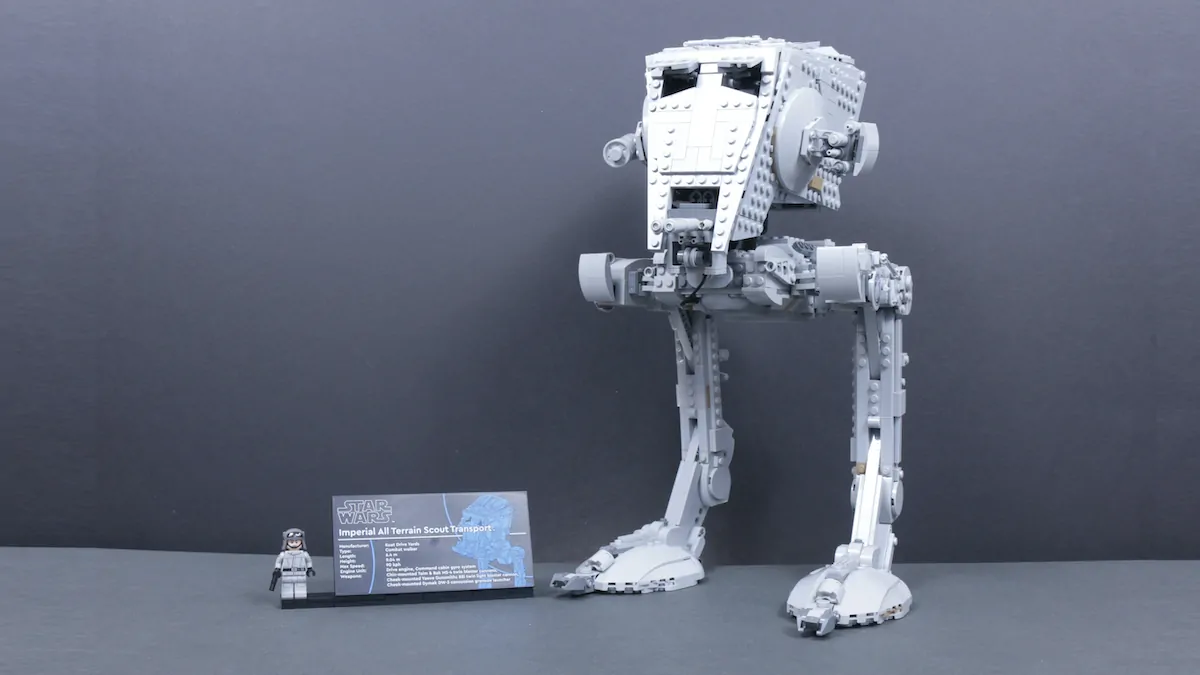 LEGO Star Wars UCS 75417 AT-ST Walker set review