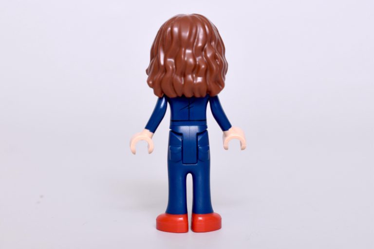 LEGO Wednesday 76784 Black Dahlia Flower review