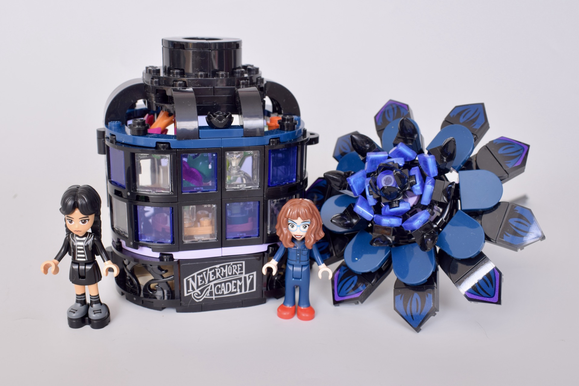 LEGO Wednesday 76784 Black Dahlia Flower review