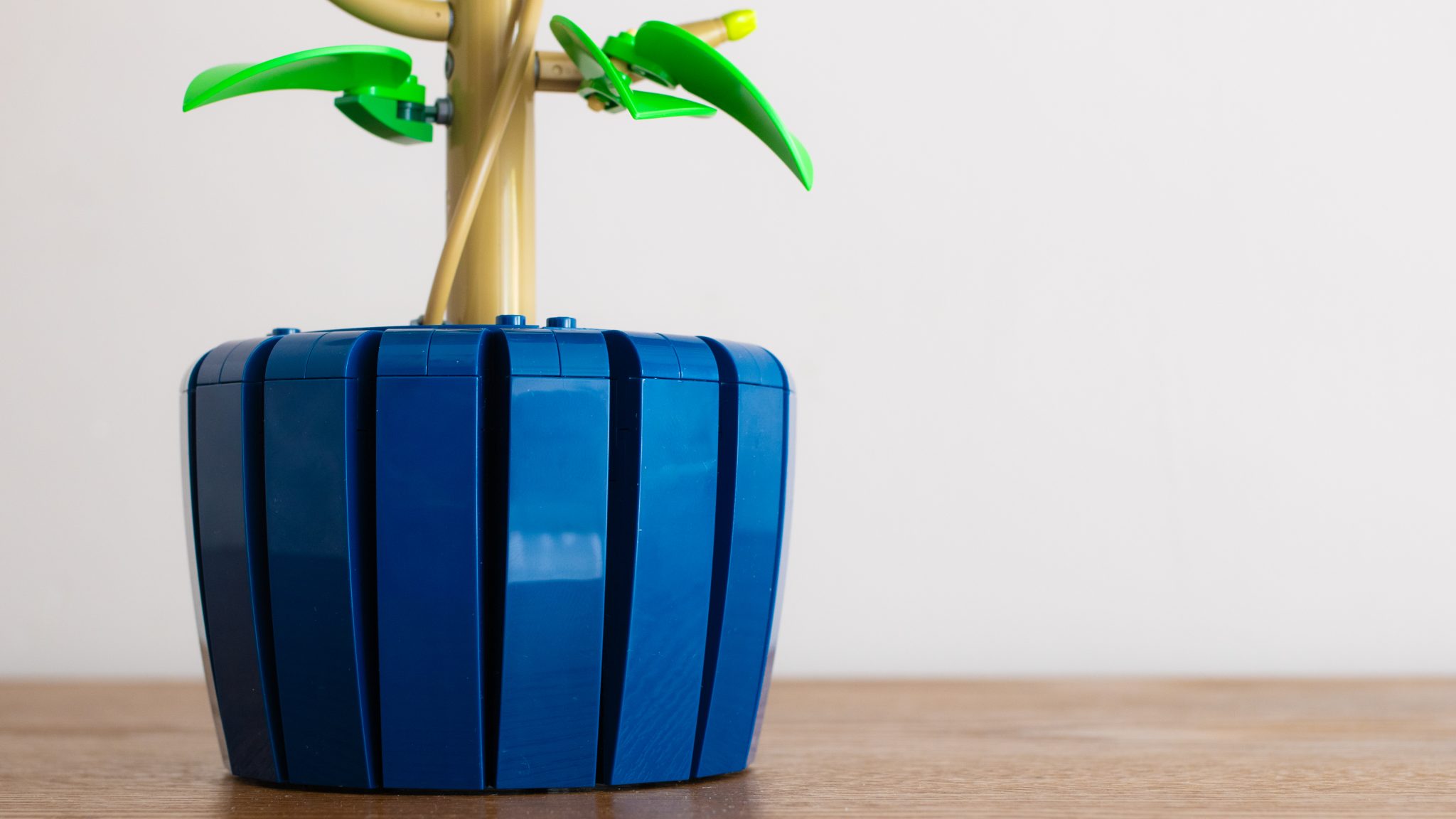 LEGO Botanicals 10372 Hibiscus review