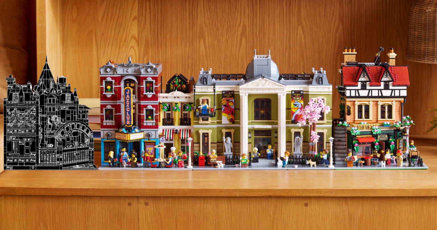 What will LEGO 76300 Arkham Asylum look like on a modular street?