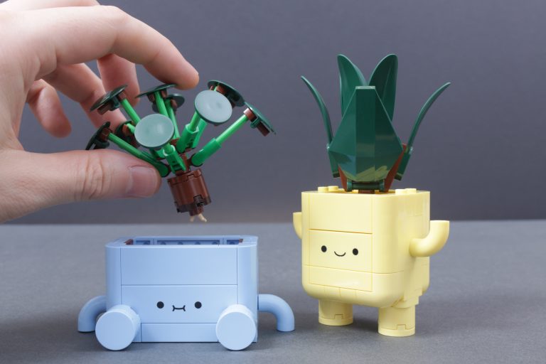 LEGO Botanicals 10349 Happy Plants is the cutest set ever