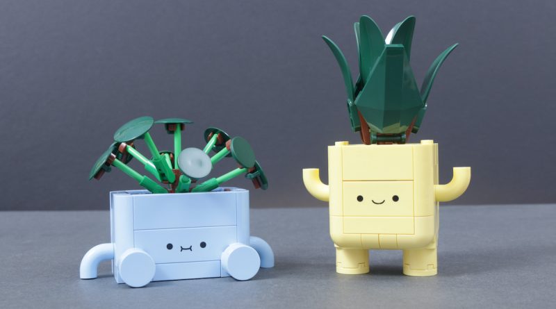 LEGO Botanicals 10349 Happy Plants is the cutest set ever