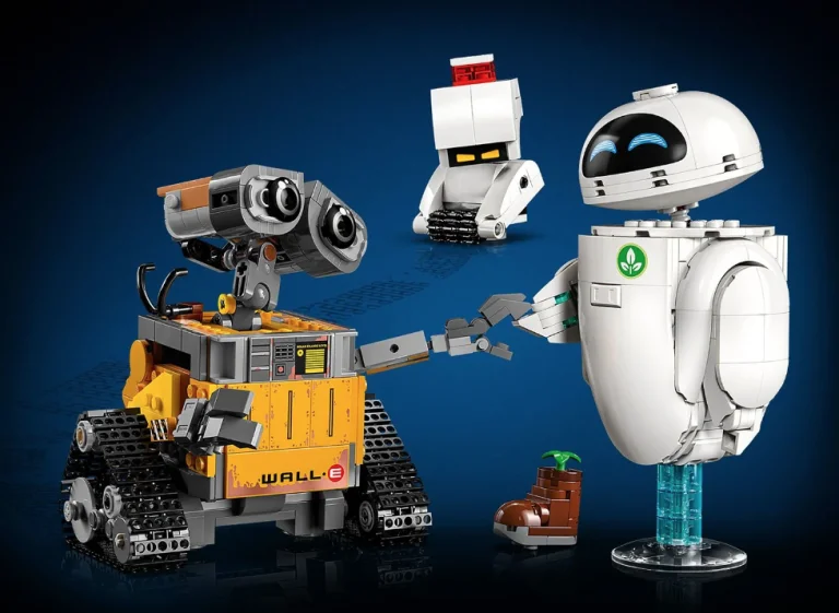 LEGO Disney 43279 WALL•E and EVE officially revealed