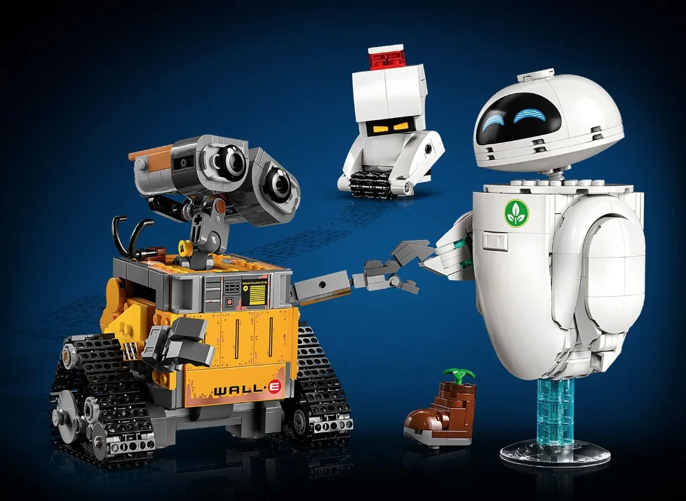 LEGO Disney 43279 WALL•E and EVE officially revealed