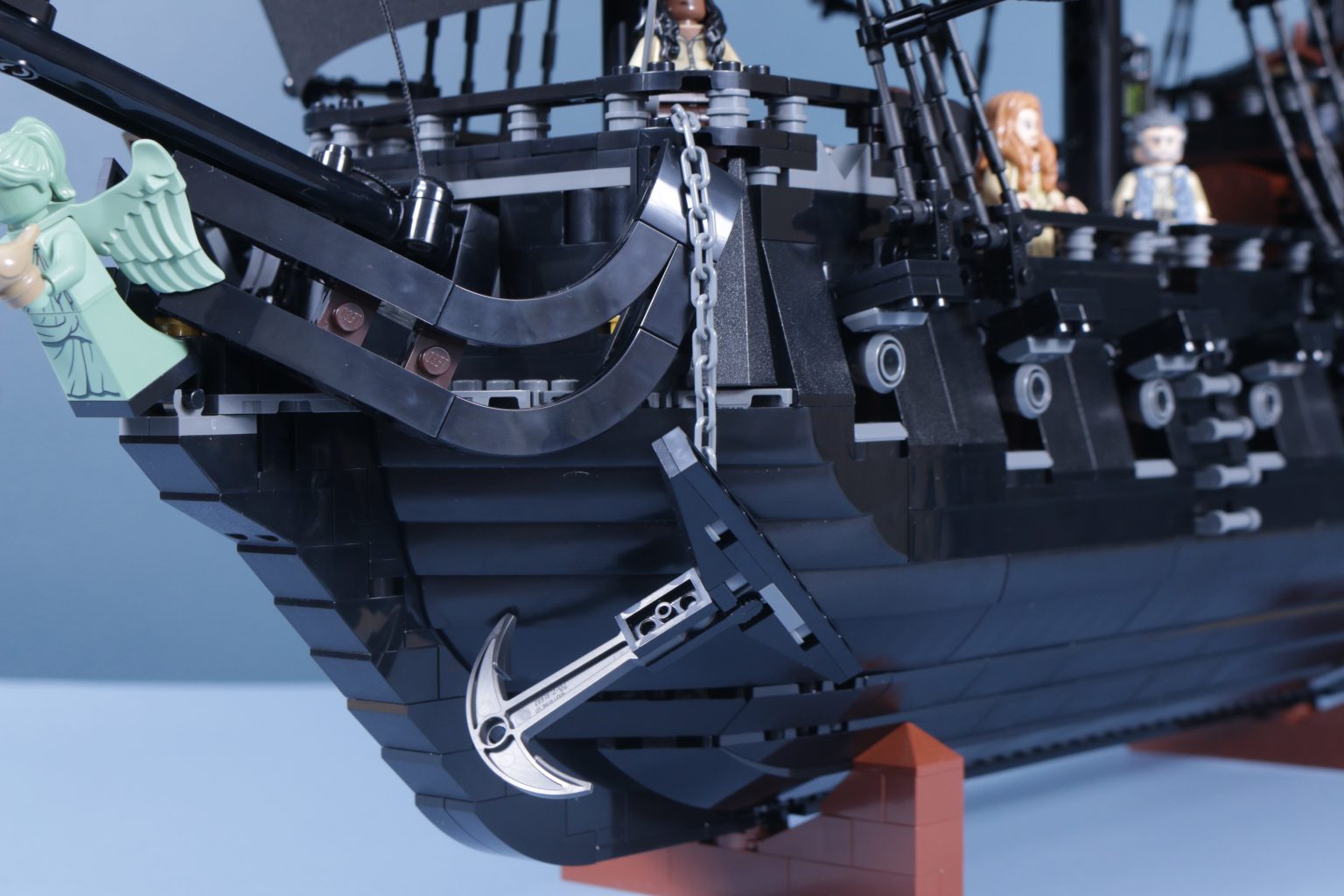 LEGO Icons 10365 Captain Jack Sparrow’s Pirate Ship review