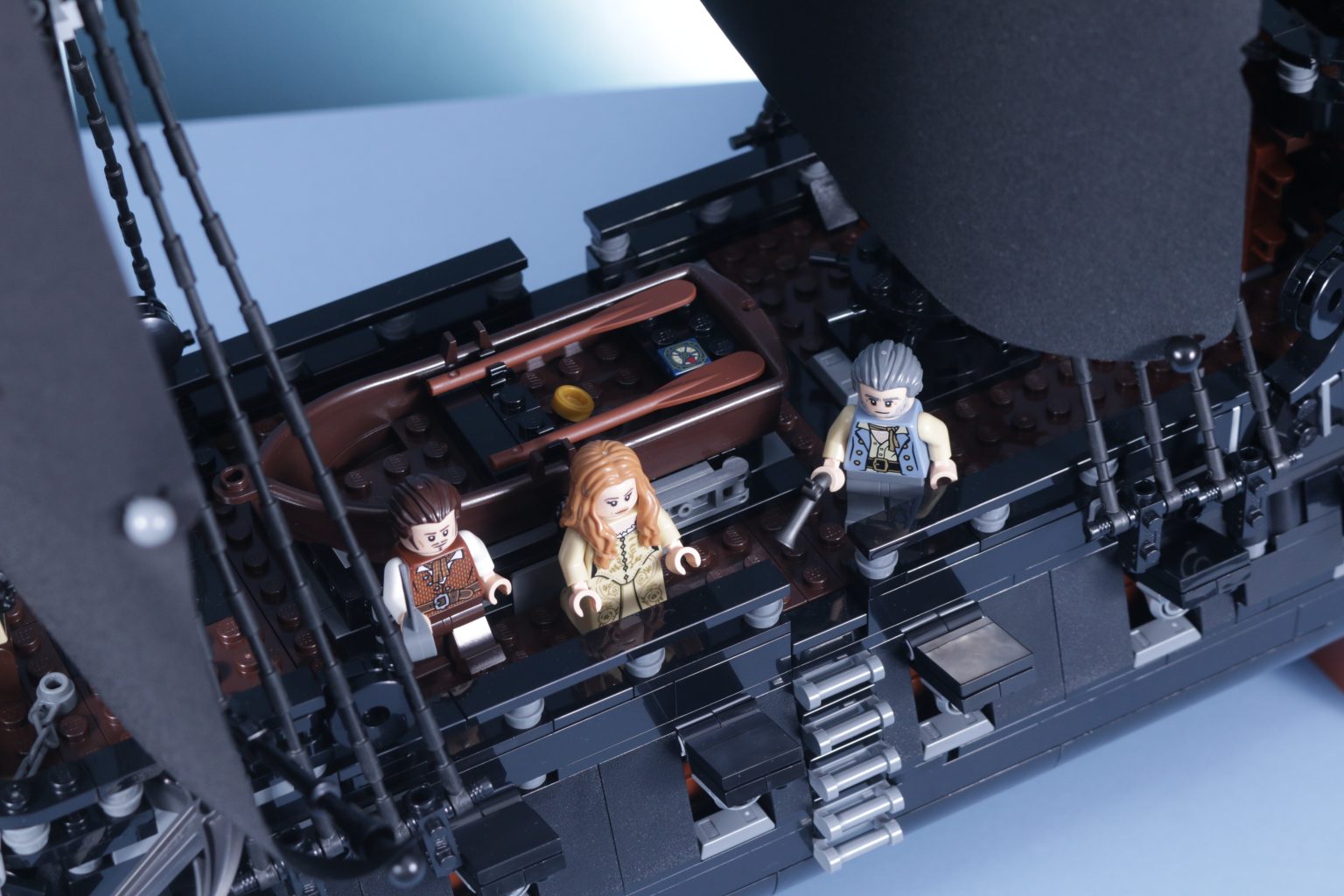 LEGO Icons 10365 Captain Jack Sparrow’s Pirate Ship review