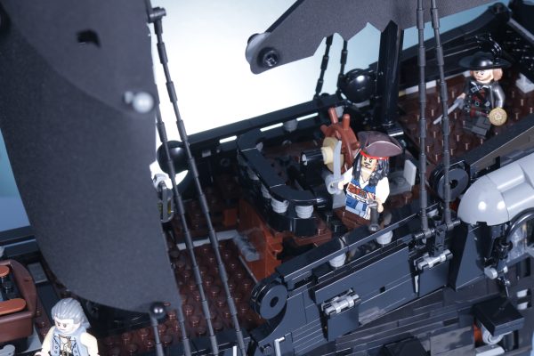 LEGO Icons 10365 Captain Jack Sparrow’s Pirate Ship review