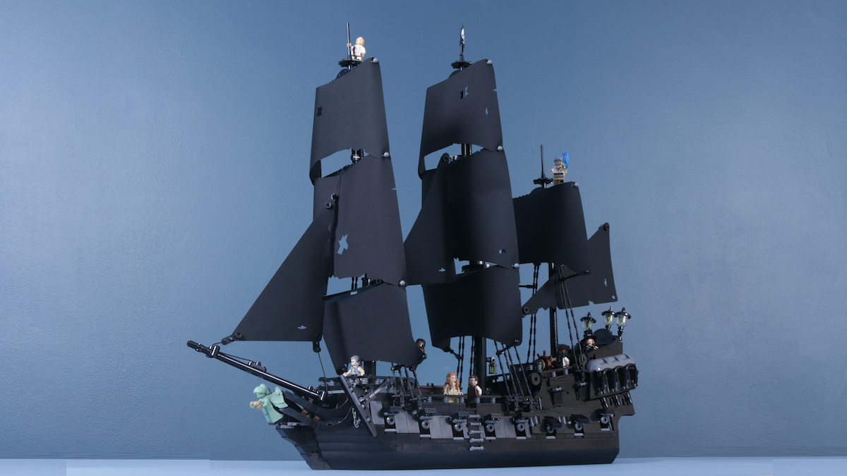 LEGO Icons 10365 Captain Jack Sparrow’s Pirate Ship review - Brick Fanatics