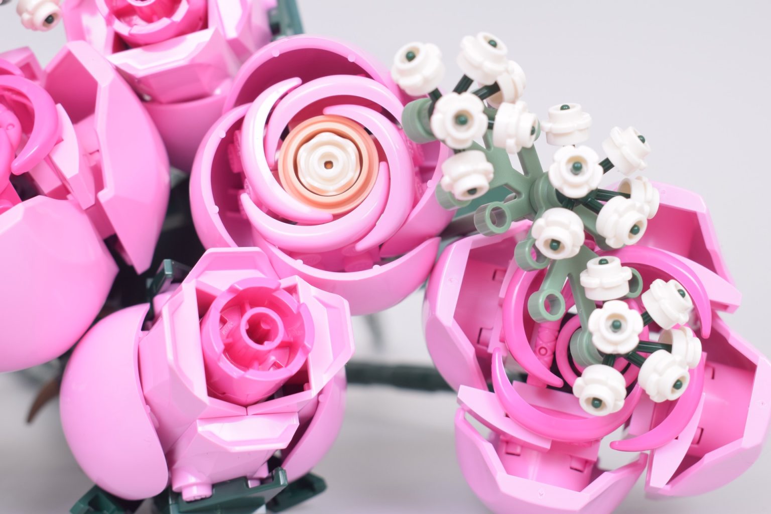 LEGO Botanicals 10374 Bouquet of Pink Roses review