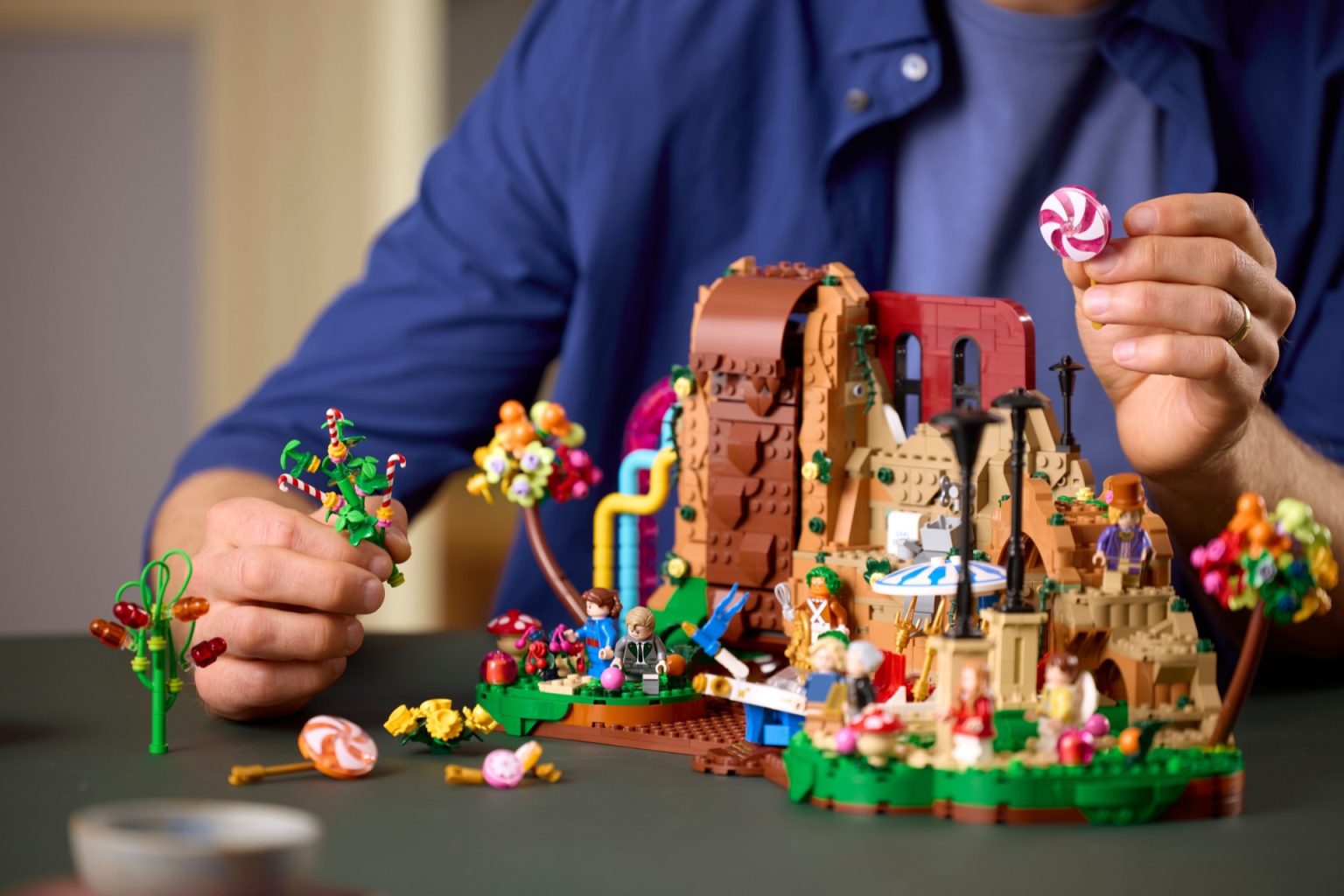 LEGO Ideas 21360 Willy Wonka & the Chocolate Factory revealed
