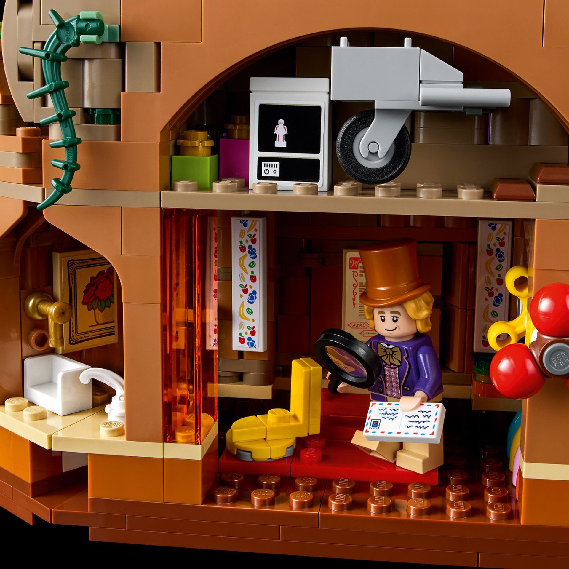 Comparing LEGO Ideas Willy Wonka to original fan projec