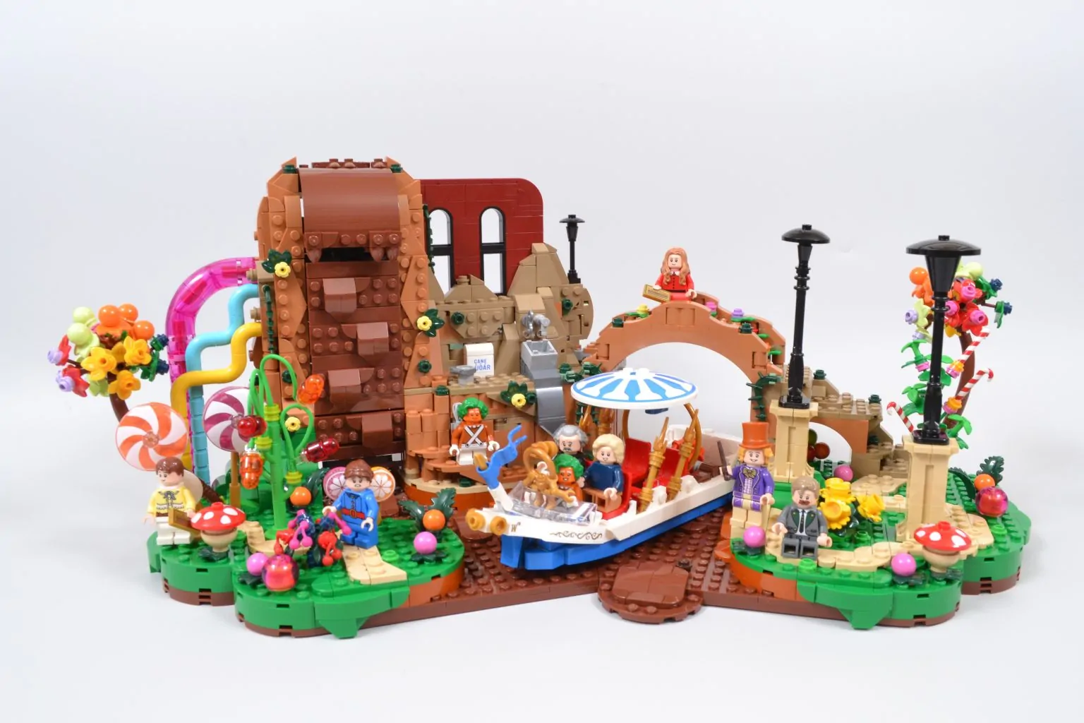 LEGO Ideas 21360 Willy Wonka & the Chocolate Factory review
