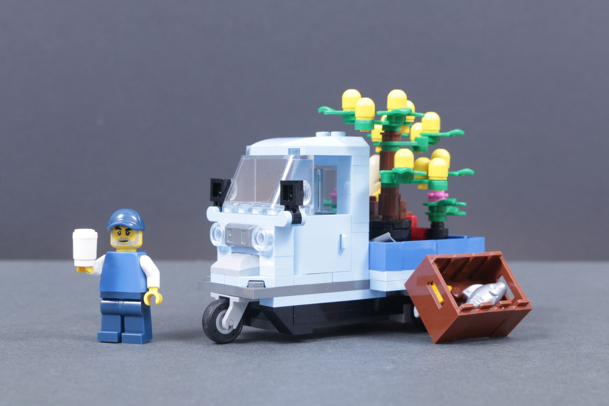 The latest LEGO Ideas GWP is a perfect fit that's too big