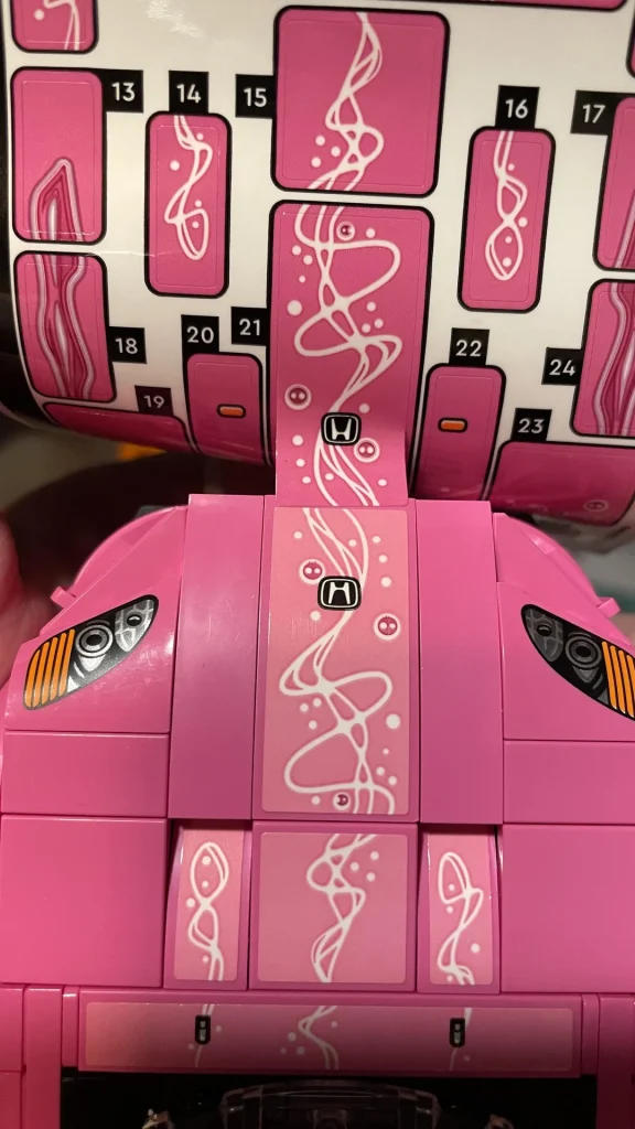 LEGO Speed Champions 2 Fast 2 Furious sticker disparity spotted